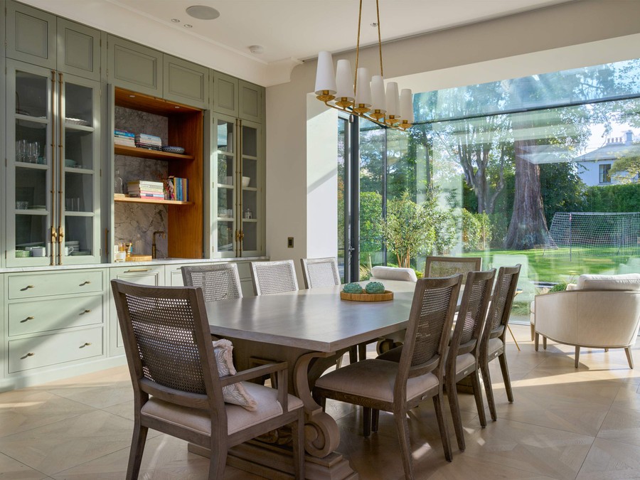 Dublin - Taylor Howes